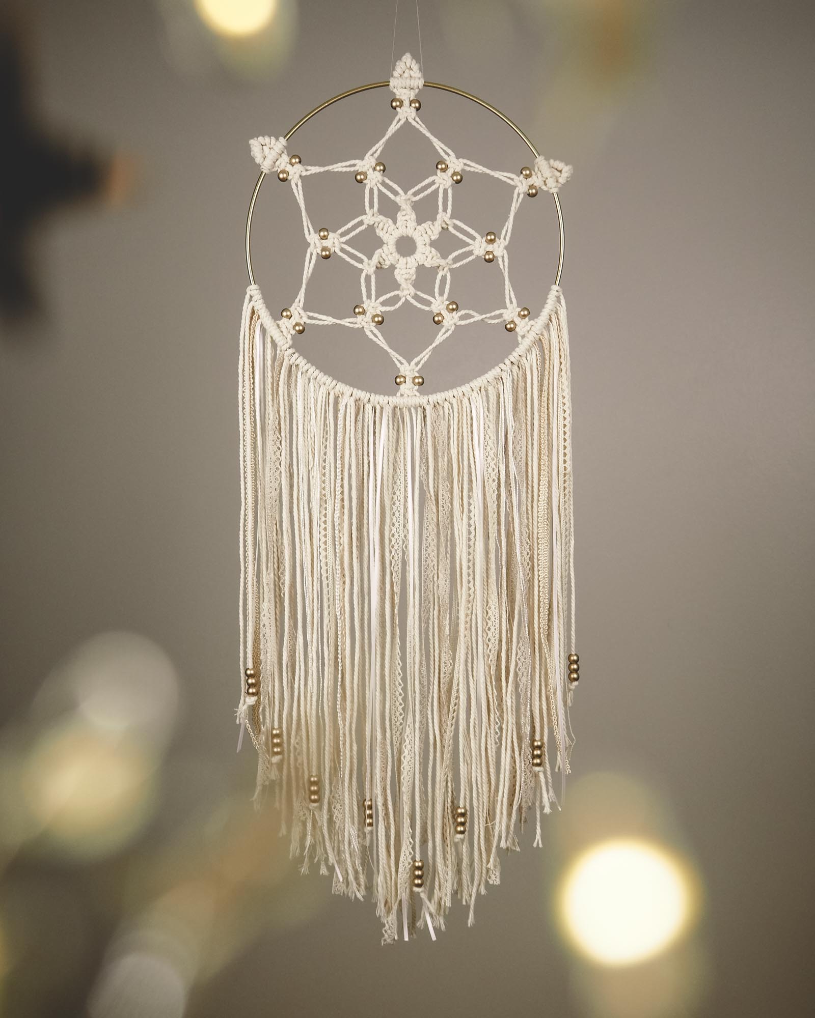 Luna dreamcatcher beginner macrame tutorial - Macrame Makers Club